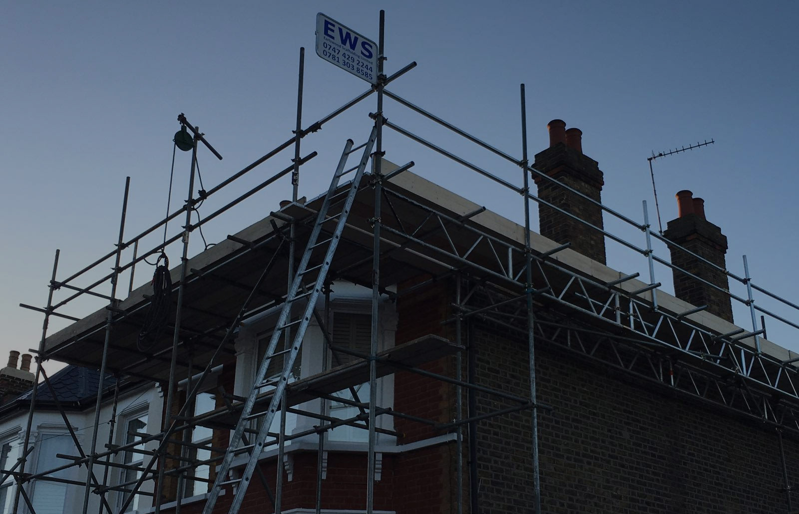 Scaffolding in Stone | Earlswood Scaffolding Kent & London